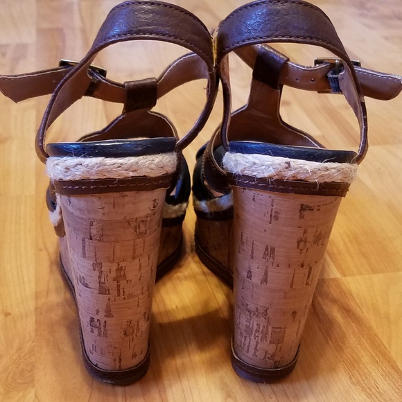 Sbicca | Shoes | Sbicca Platform Wedge Sandal | Poshmark